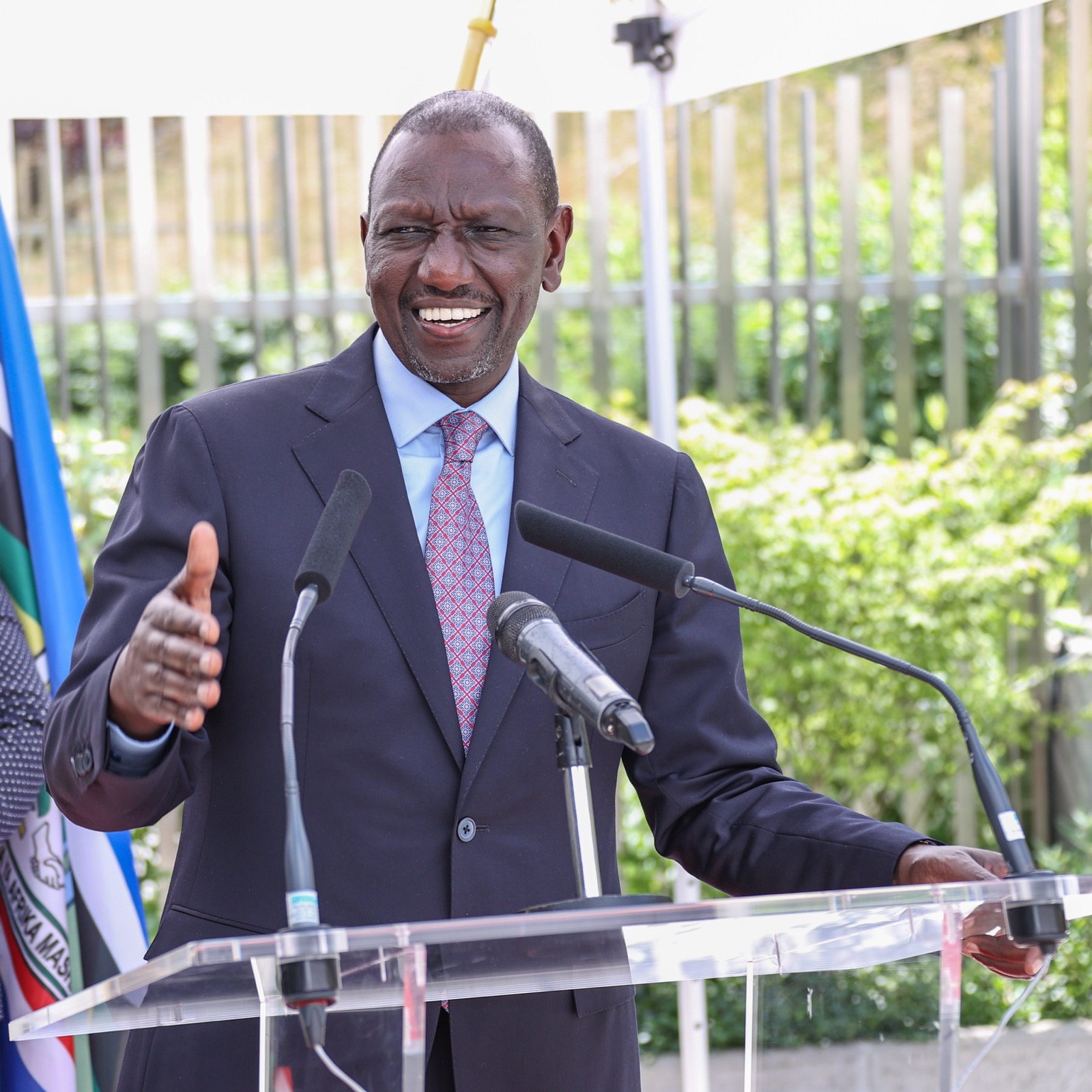 The Government Takes Strong Actions to Eliminate Poverty in the Country ...