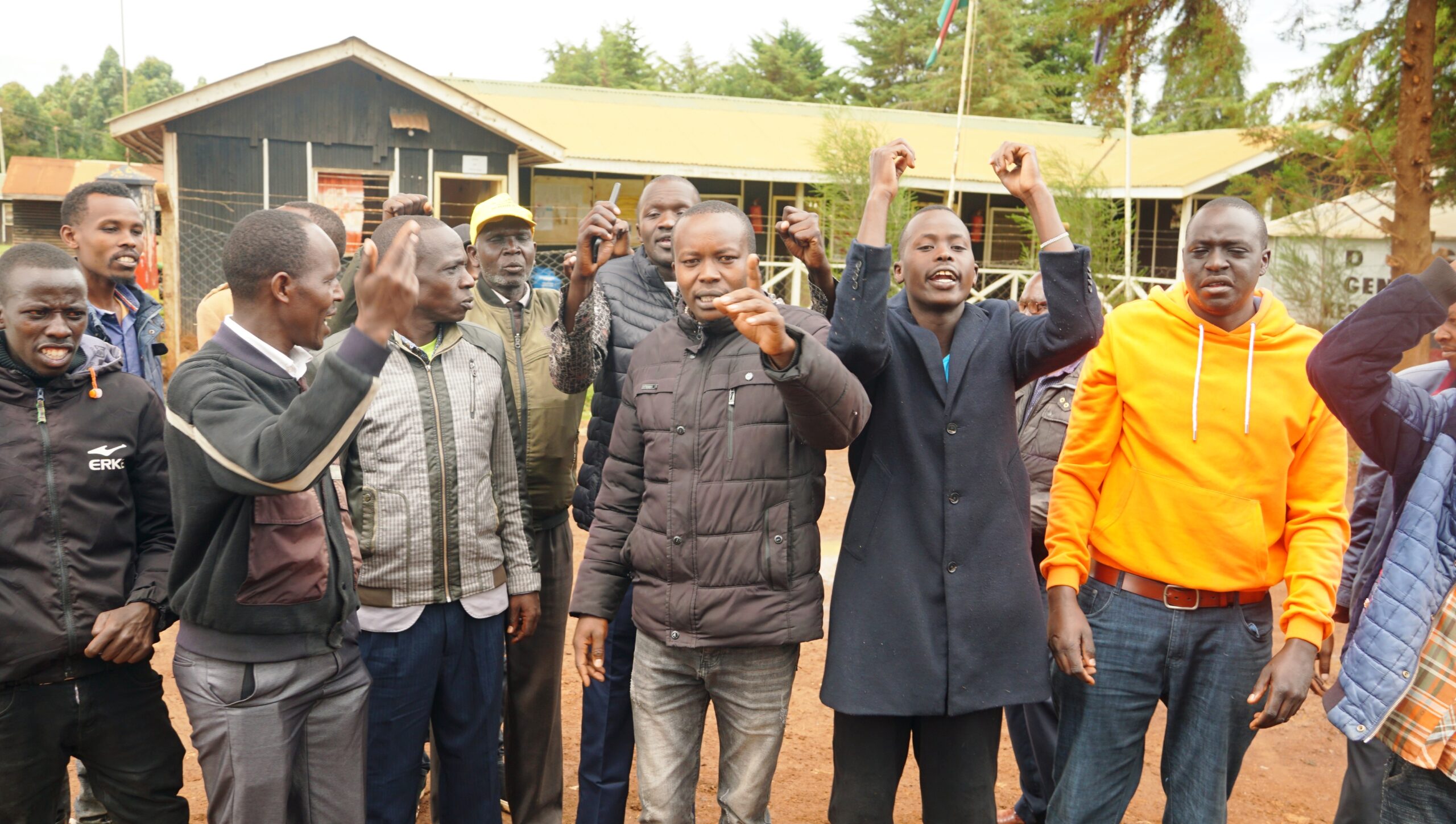 Moi University Employees and area residents demand ouster of Prof Isack Kosgey - HUBZ MEDIA