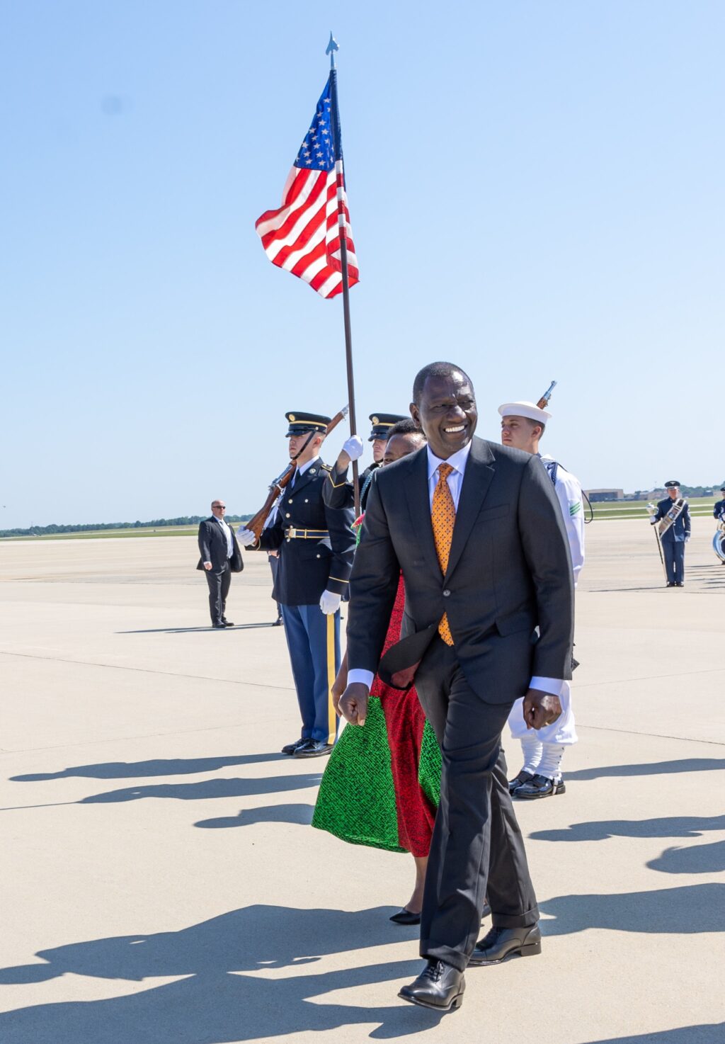 President William Ruto Arrives in Washington, D.C. – In Pictures - HUBZ ...