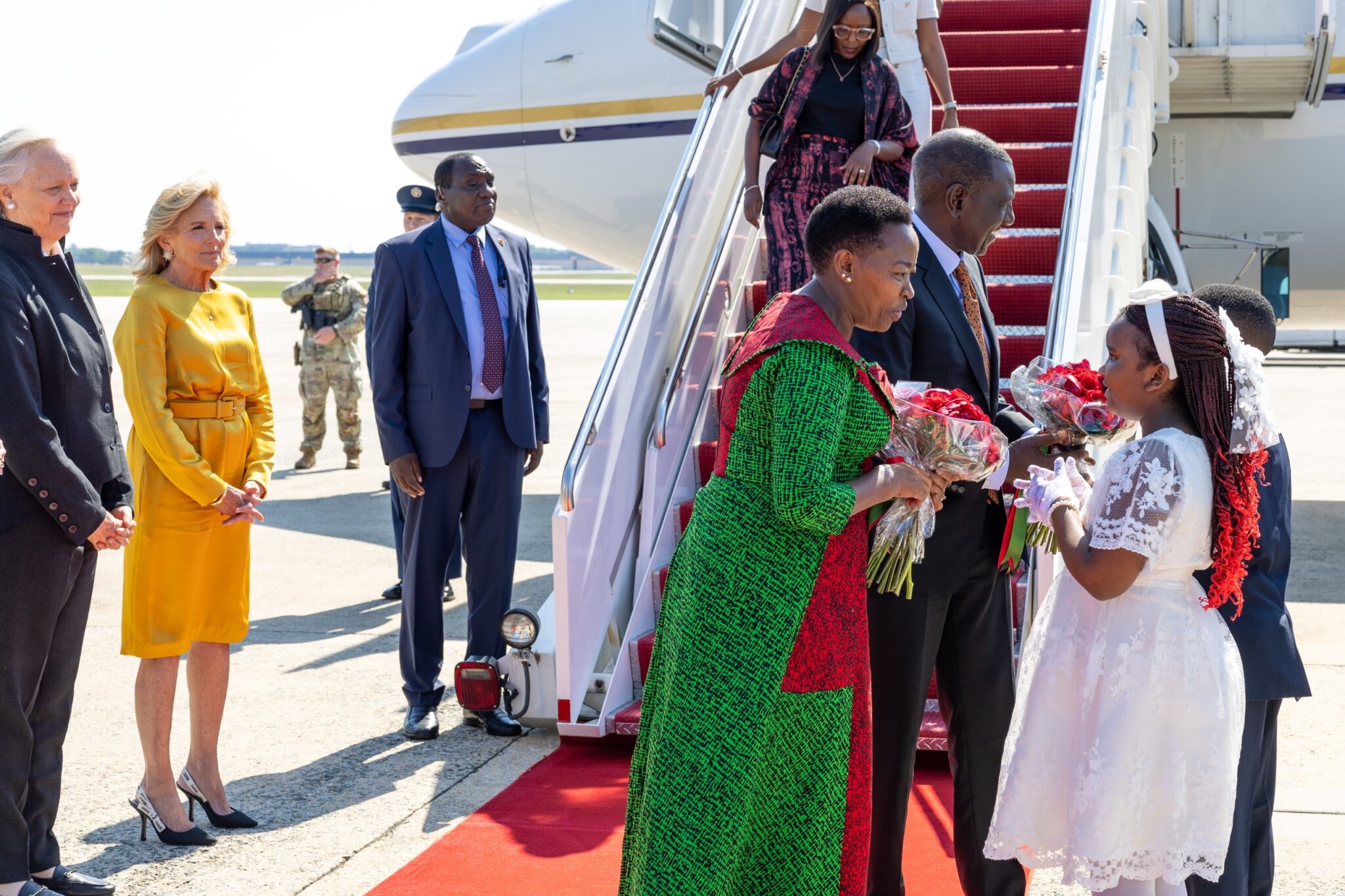 President William Ruto Arrives in Washington, D.C. – In Pictures - HUBZ ...